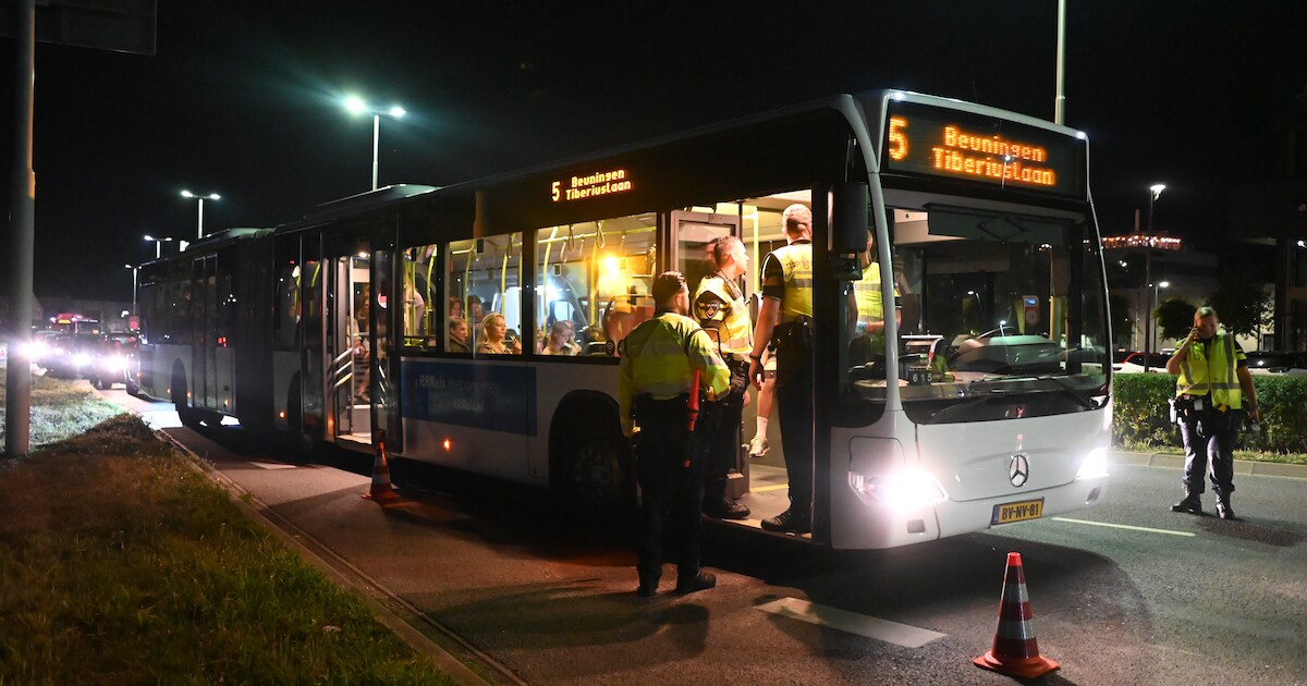 Chauffeur van stadsbus betrapt op rijden onder invloed bij ...