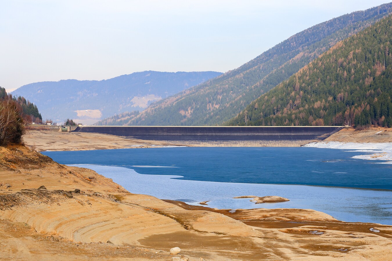 Italiaans stuwmeer verliest 15.000 liter water per seconde en dreigt ...