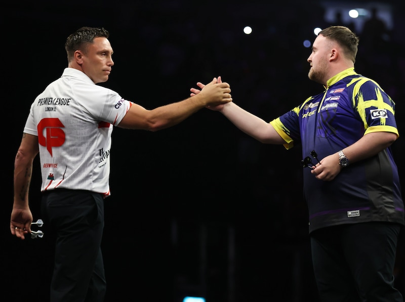 LIVE Premier League Darts | Luke Littler op voorsprong in stampvolle O2 ...