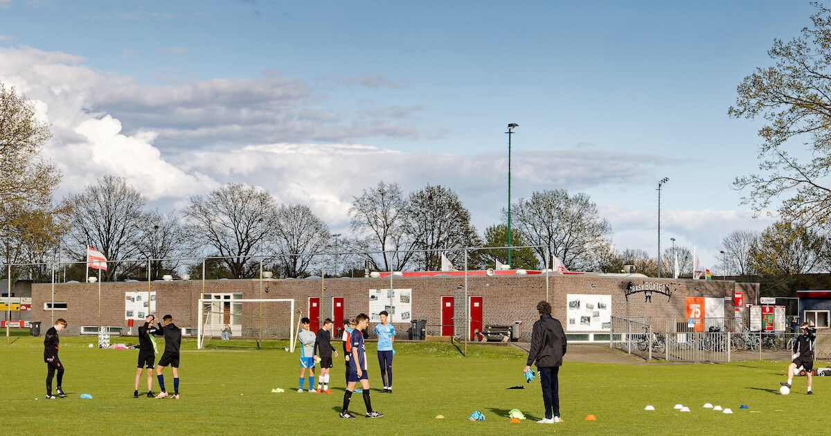 Samen aan de bak voor duurzaam sportpark RKSV Boxtel | Boxtel | BD.nl