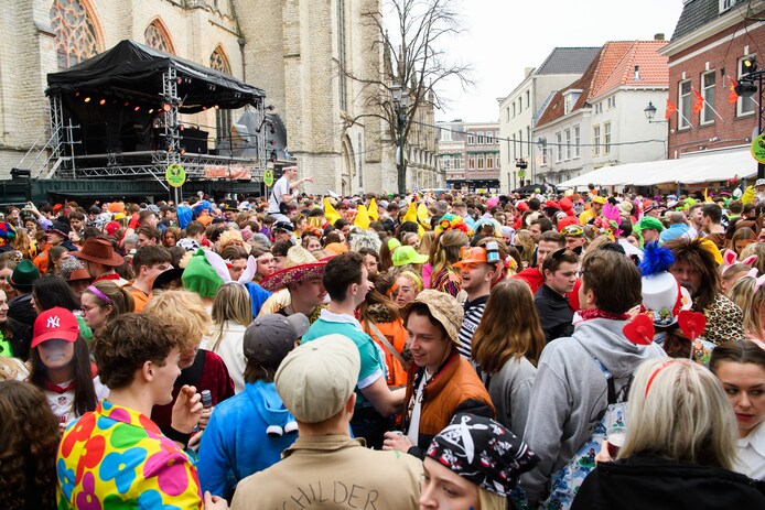 Dit is waarom je ramen en deuren goed moet sluiten tijdens carnaval ...