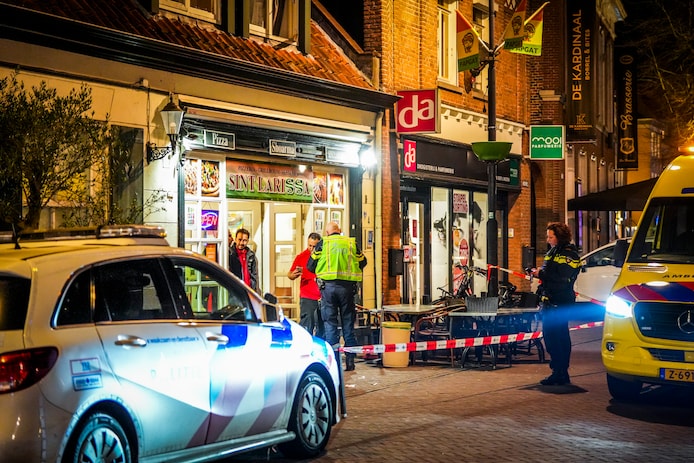 Man gewond en buiten westen gevonden op stoep in Sint-Oedenrode ...