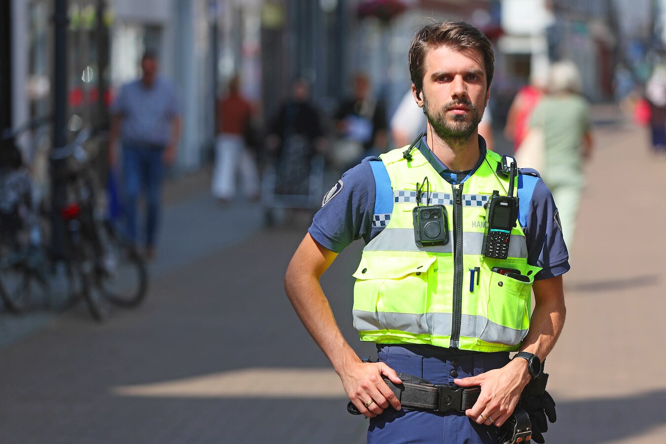 Bodycam voorkomt dat situaties uit de hand lopen en daarom hebben de ...