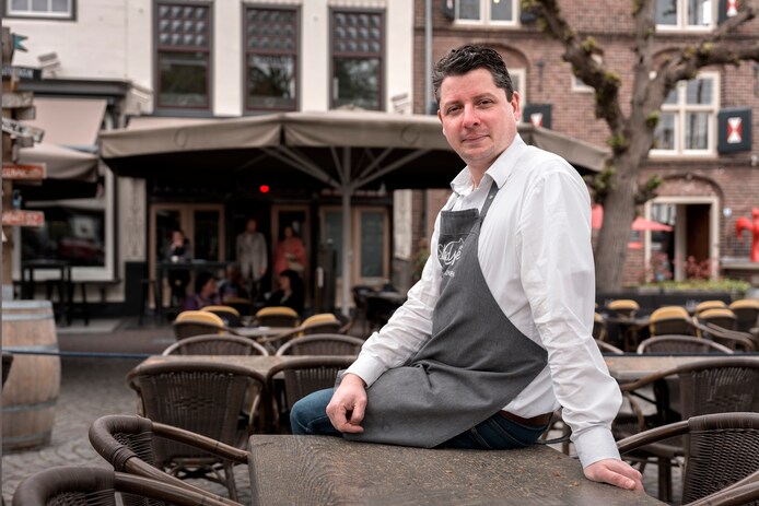 Van afwashulp tot kroegbaas: Marco Bijl neemt ’t Stadscafé over ...