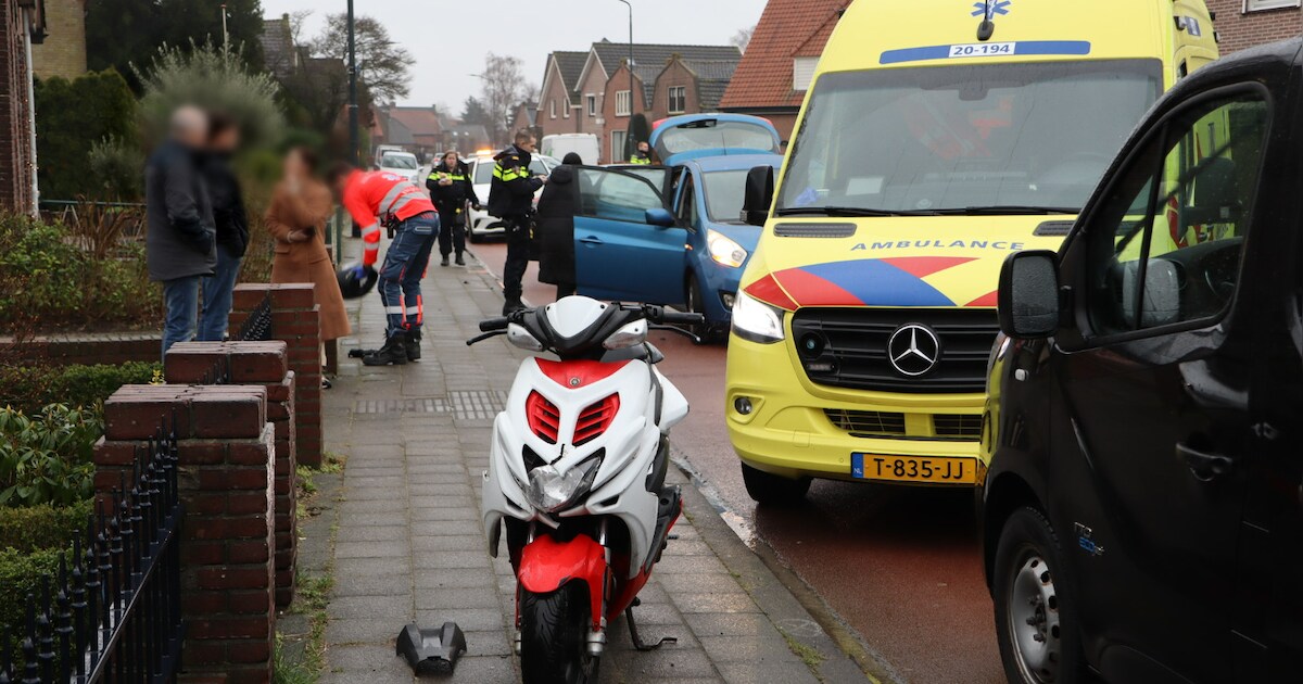 Scooterrijder raakt gewond bij ongeval met twee auto’s in Sprang-Capelle | 112 nieuws Waalwijk ...