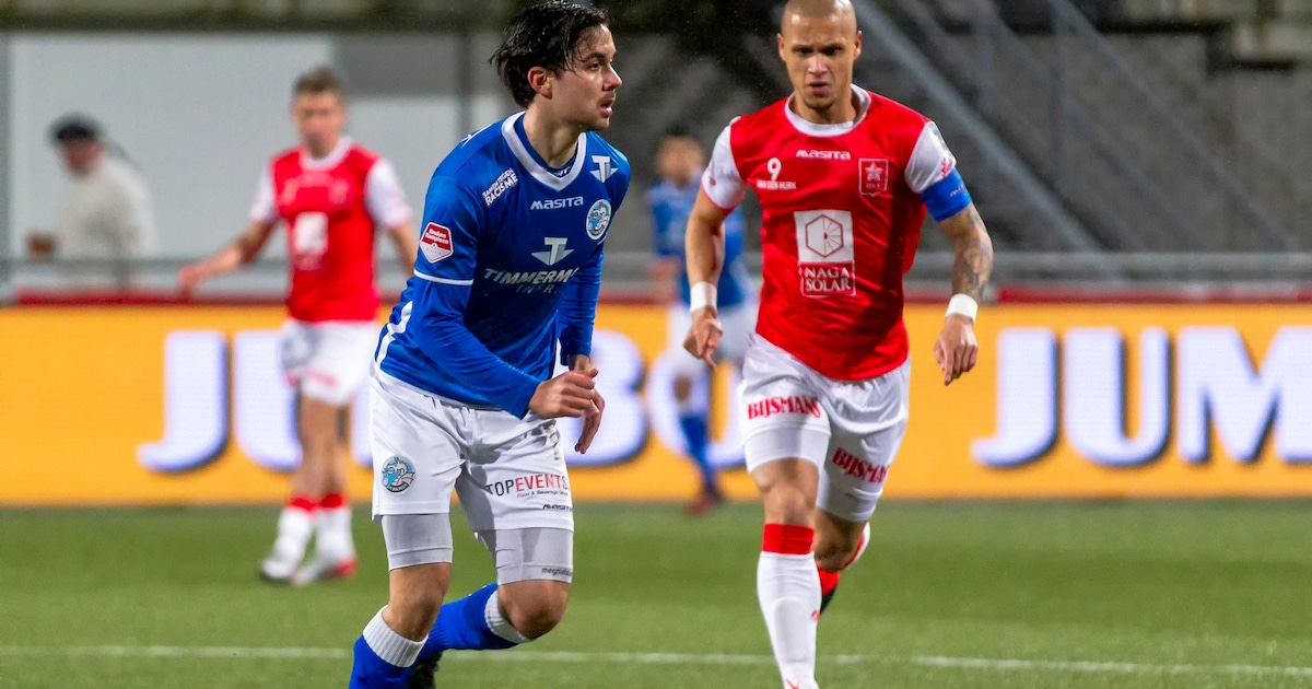 Spits Anthony van den Hurk uit Veghel per direct naar Helsingborgs ...