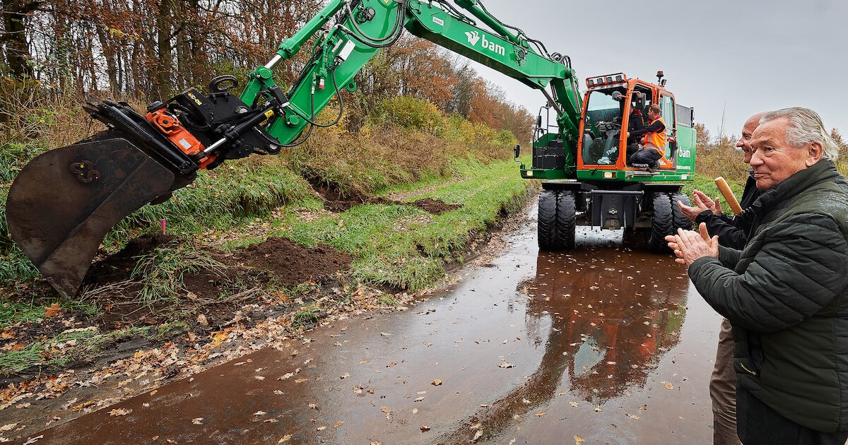 Deze weg in Odiliapeel kost 3250 euro per meter, soort eigen ‘op- en ...