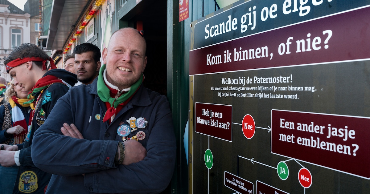 Cafébaas weigert gasten op een carnavaleske manier: boeven en bananen ...