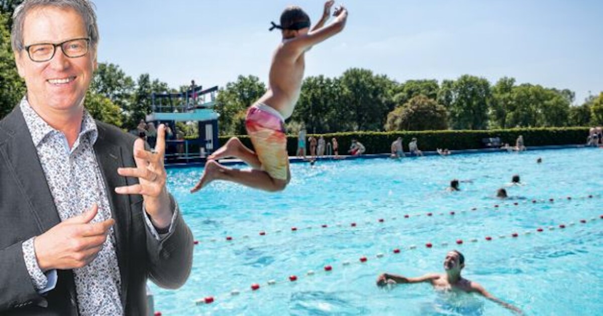 Geniet nog maar even van het buitenbad Veghel. Over twee jaar gaat het ... Geniet nog maar even van het buitenbad Veghel. Over twee jaar gaat het ...