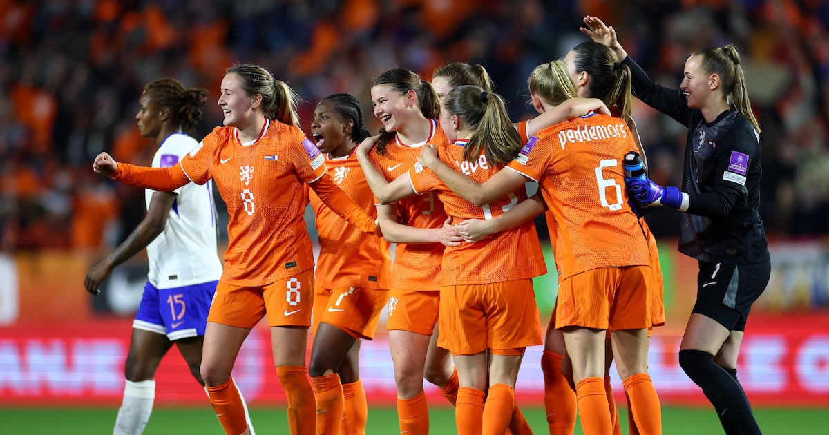 Oranje Leeuwinnen stunten tegen Frankrijk en doen volop mee om directe ...