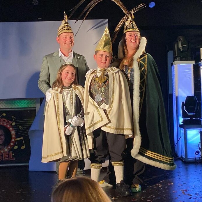 Schaijk schrijft carnavalshistorie met de eerste prinses van het ...