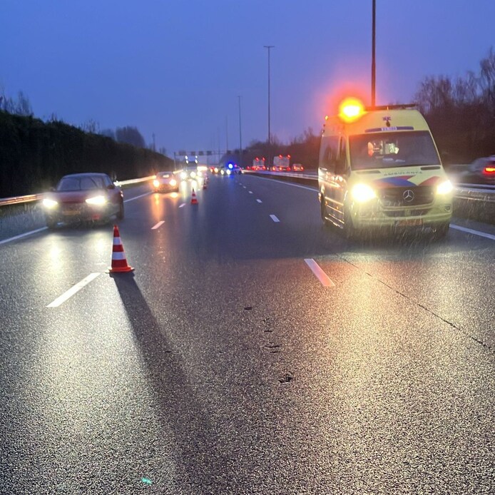 Twee rijstroken A2 bij Boxtel dicht na ongeval, vertraging van 45 minuten | 112 nieuws Boxtel ...