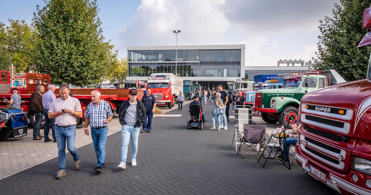 De liefde voor oldtimer trucks begint al vroeg: 'We komen uit een chauffeursfamilie’ | Uden ...