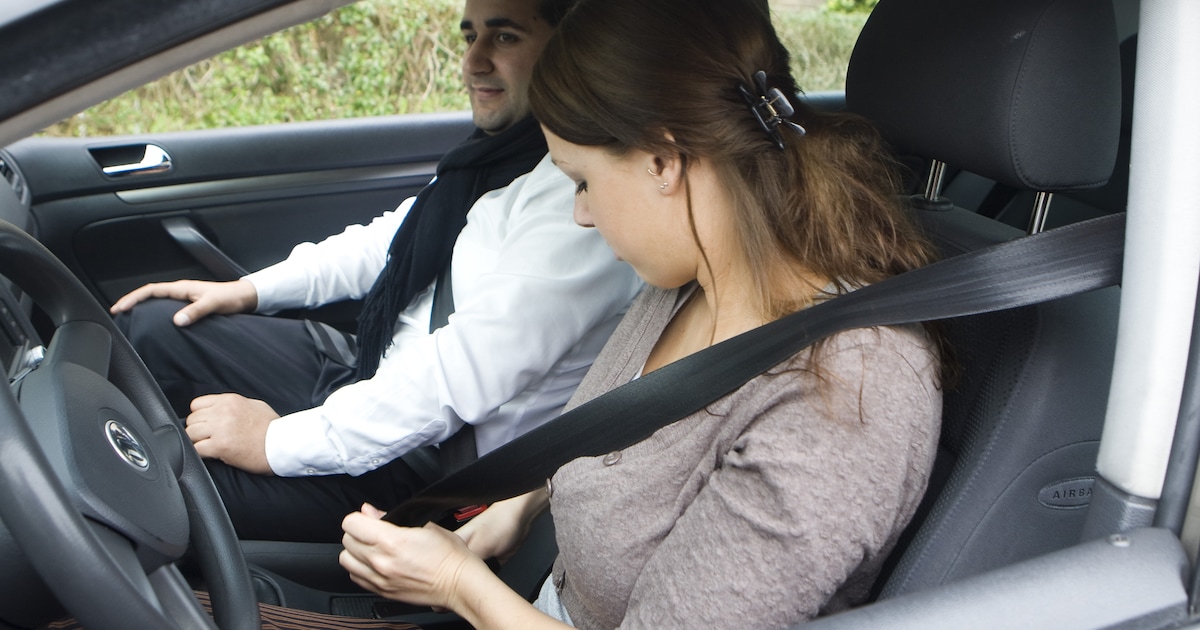 Waarom het verstandig is om voor een autorit nog even te plassen | Auto ...