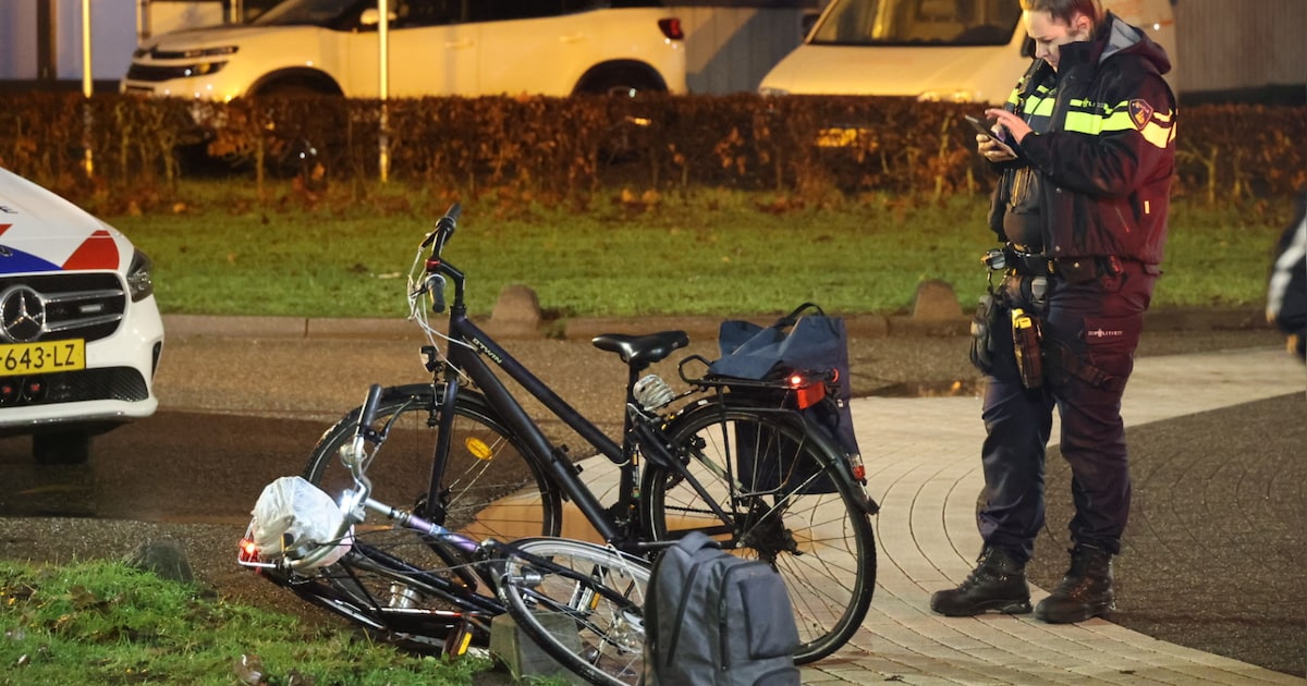 Fietsster gewond na botsing met auto in Waalwijk | Waalwijk, Heusden e ...