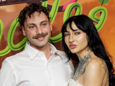 Christina Curry zwanger van eerste kindje: Patricia Paay (76) wordt oma ...