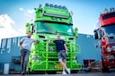 Devin (22) ontsnapt aan de dood op A15: ‘Ik trilde van hier tot Tokio ...