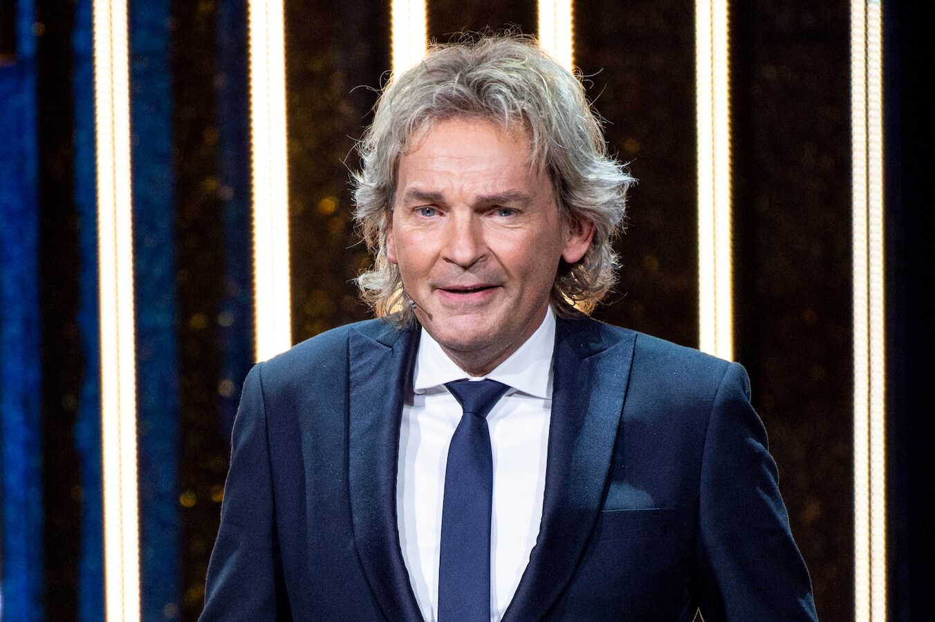 Presentator Matthijs van Nieuwkerk getrouwd met Martha Riemsma | Foto ...