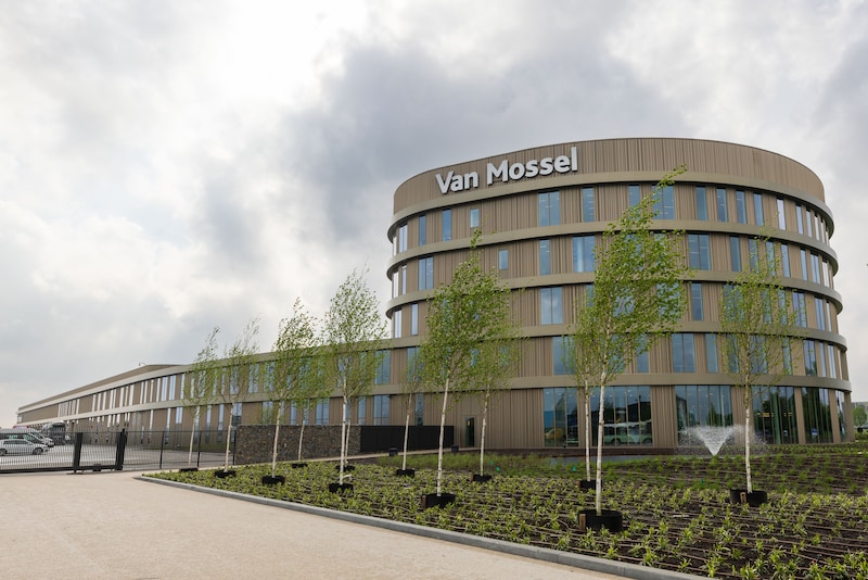 Cyberaanval op Brabantse autodealer Van Mossel: bedrijf onderzoekt nog ...