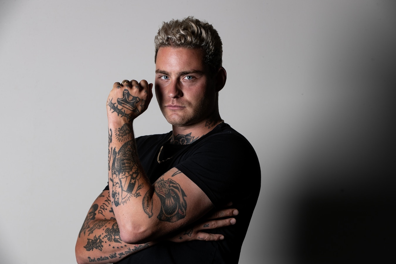 Douwe Bob duikt de studio in met dochtertje en Romee is een ijskoningin ...