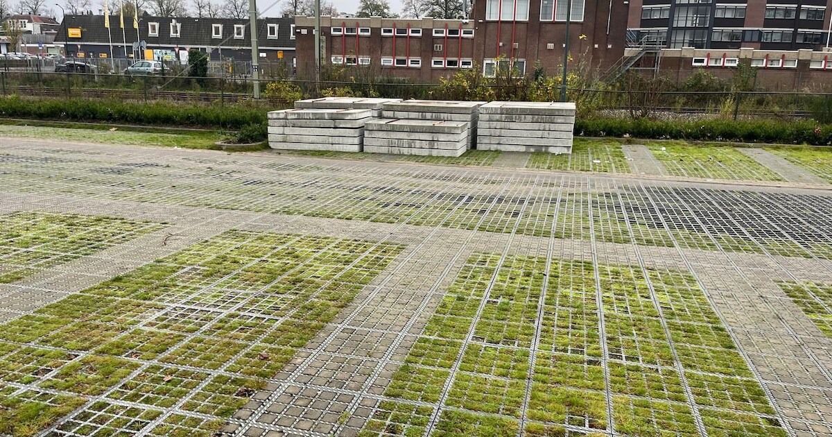 Grastegels parkeerplaats in Oisterwijk blijken niet geschikt als ...