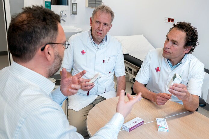 Jaarlijks 50.000 ouderen onnodig in het ziekenhuis door medicijngebruik ...