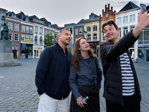 Nog één keer zijn de 3FM DJ’s in Den Bosch terug op ‘het mooiste plein ...