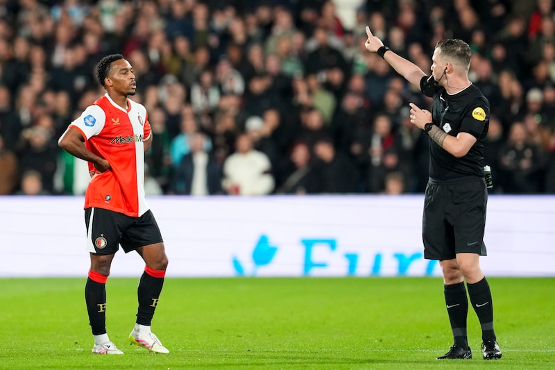 Anis Hadj Moussa held en schlemiel in de Kuip bij moeizame zege Feyenoord op Heerenveen ...