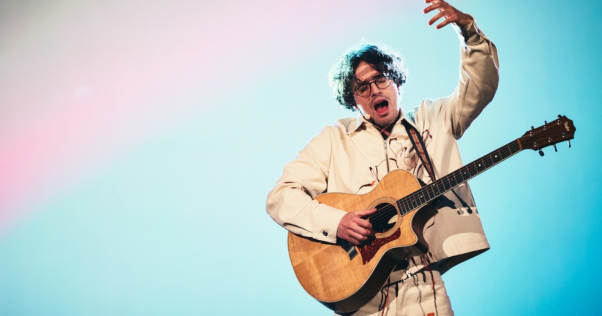 Dit nummer kreeg van publiek en jury amper punten op songfestival en nu ...