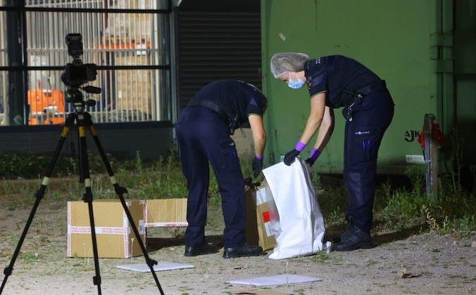 Smartphones en computers gestolen bij plofkraak in Rosmalen, kans op ...