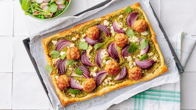 Wat Eten We Vandaag: Plaattaart met kipballetjes, tuinerwtenspread en ...