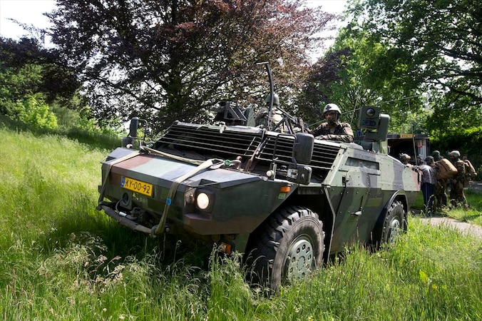Vier Nederlandse militairen gewond tijdens grootschalige oefening in ...