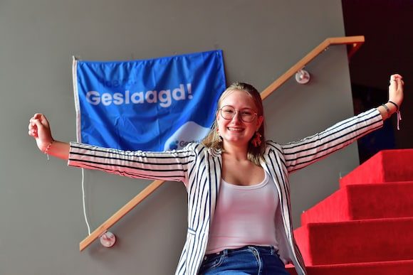 Juup, Janne, Lilly en Robert zijn geslaagd: ‘Nu gaan de feestjes ...