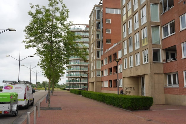 Nachtelijke explosie bij appartementencomplex in Den Bosch, ook tekst ...