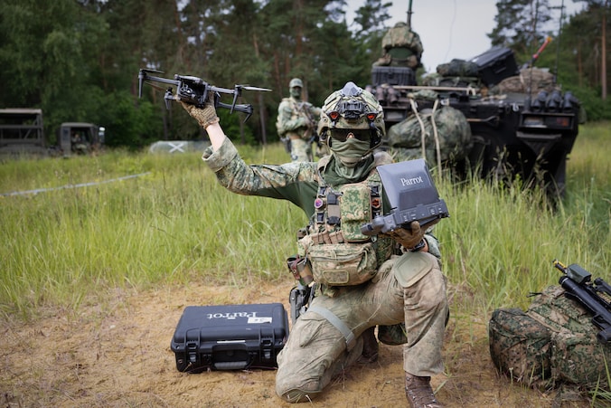 Militairen uit Oirschot gooien hoge ogen in oefening Fighter Lion en ...