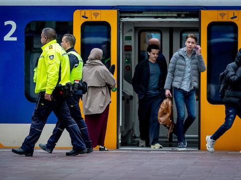 Goedkoop zomer-treinabonnement gaat week eerder in: vanaf 15 juni reis ...
