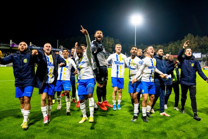 Issam El Maach onder de lat tegen ADO: ‘Die keeperswitch bij RKC in de ...