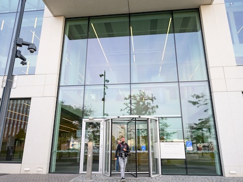 Man blijft langer vastzitten voor verkrachting in Tilburg: vrouw was te ...