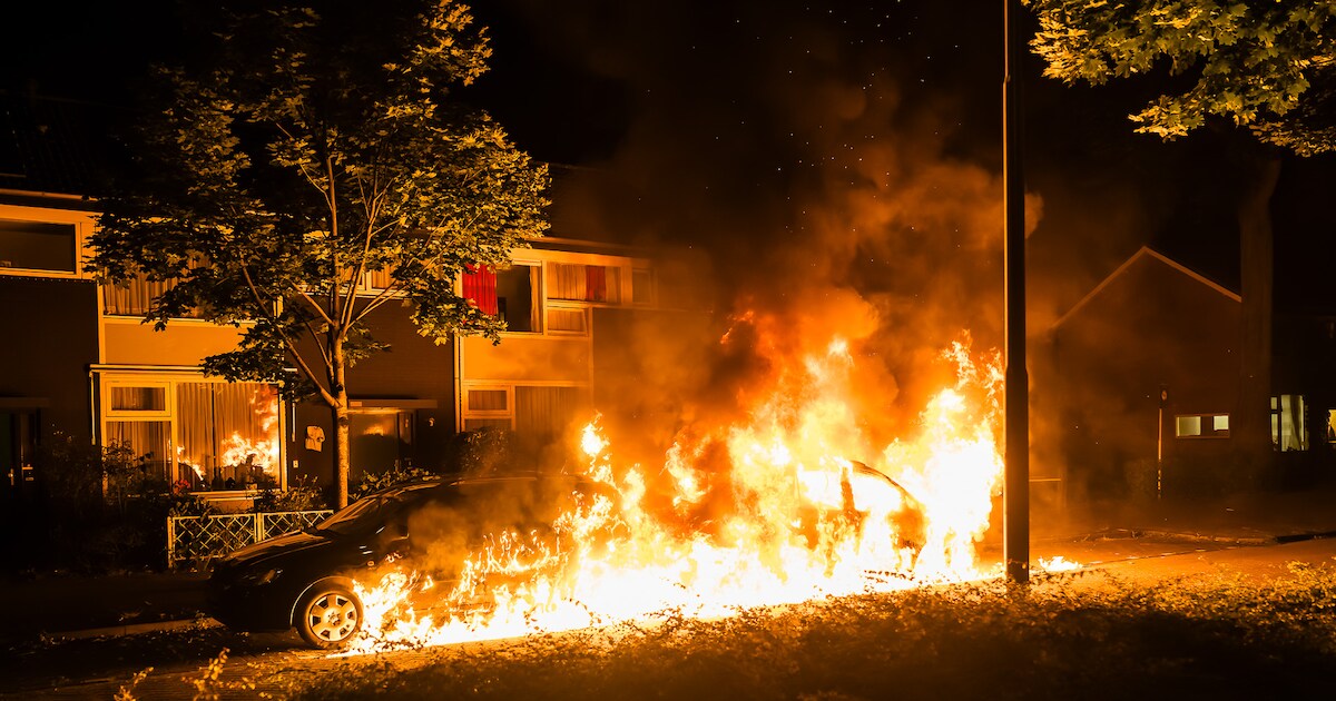 Autobranden zijn dikwijls gevolg van brandstichting, maar roep niet te ...