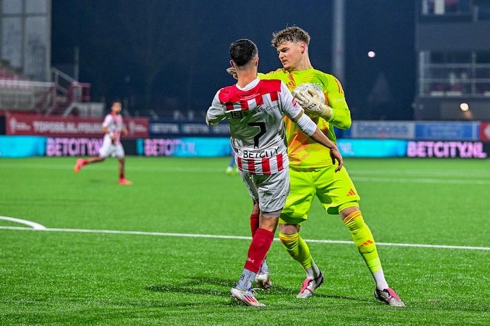 TOP Oss wint laatste thuisduel van het jaar tegen Jong Ajax na ...