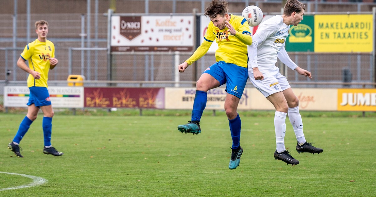 Bart Ebbers moet met OSS’20 de weg naar stabiliteit in de derde divisie ...
