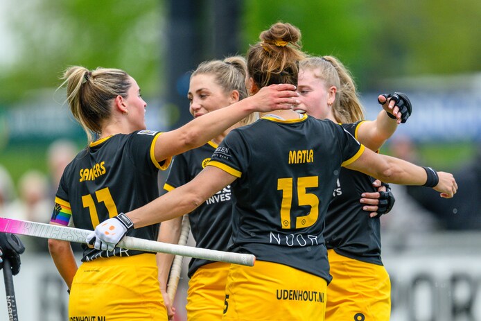 HC Den Bosch haalt op jubileumdag uit met dubbele cijfers: hattrick ...