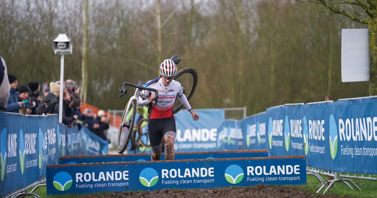 Michiel Mouris heerst in Oisterwijkse modder bij NK veldrijden voor ...
