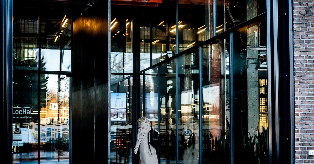 Mini-expositie over Hotel Central te zien in Bibliotheek LocHal in ...
