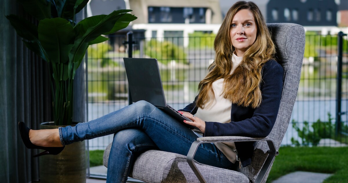 Amy-Jane verbijsterd over ‘seksistische’ campagne: ‘Vrouwen weggezet ...