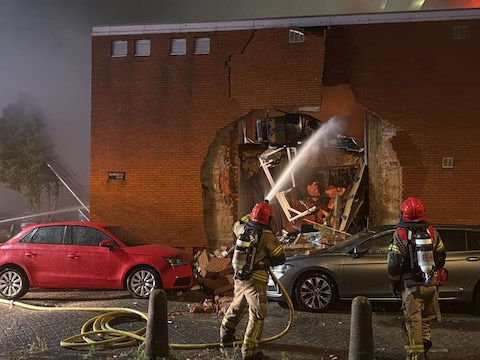 Minstens zeven gewonden door explosie en brand bij fitnessstudio onder ...