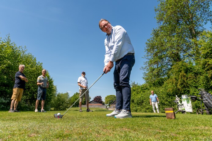 Zo verdient Hans Schaap wél geld met zijn tientallen golfbanen: ‘De ...