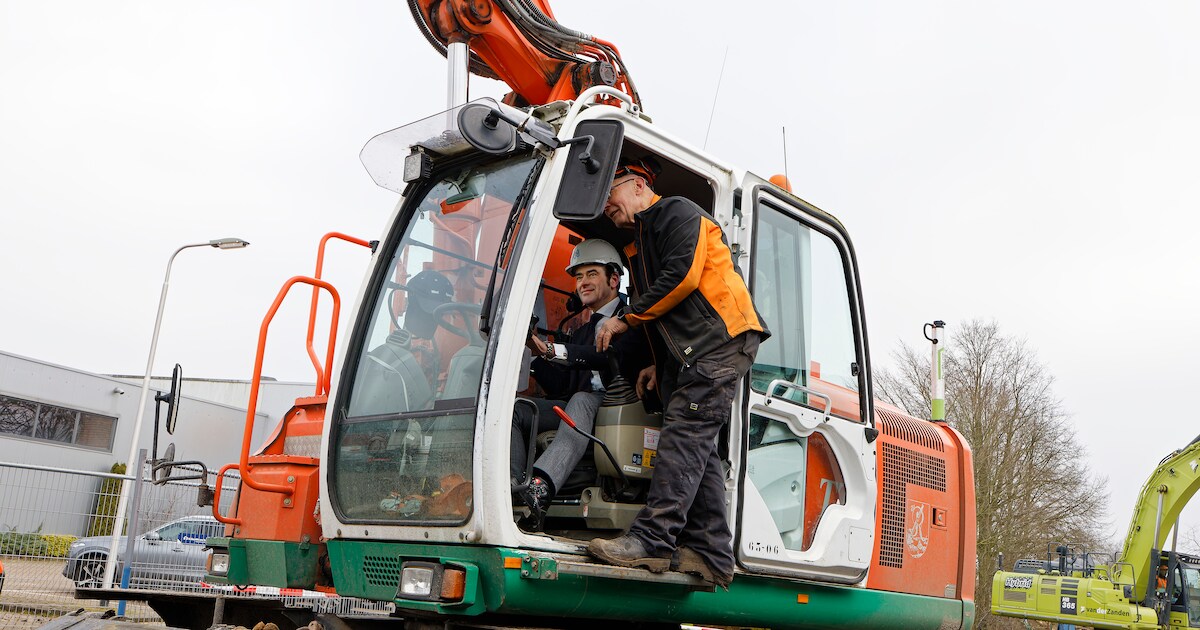 Sloop om plaats te maken voor woontoren Rosso is gestart | Oss | BD.nl
