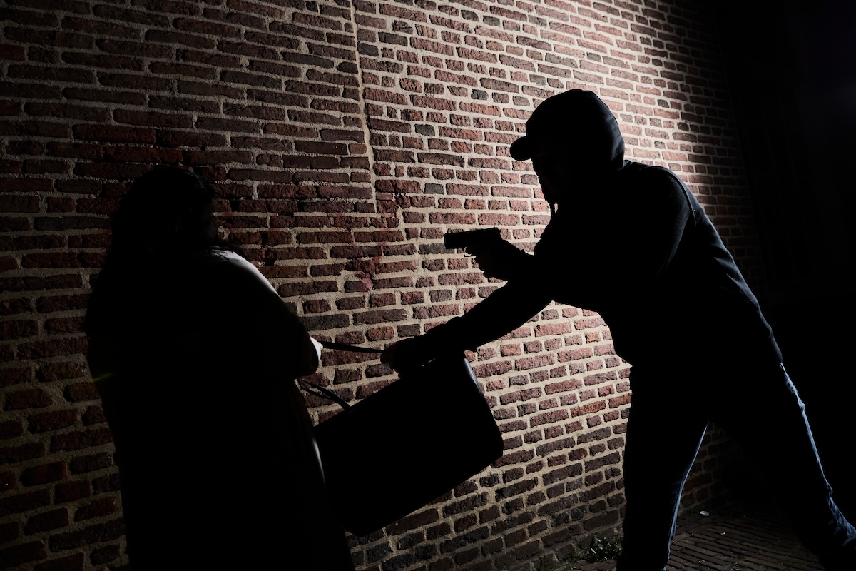 Steeds vaker worden straatroven en overvallen gepleegd door ...