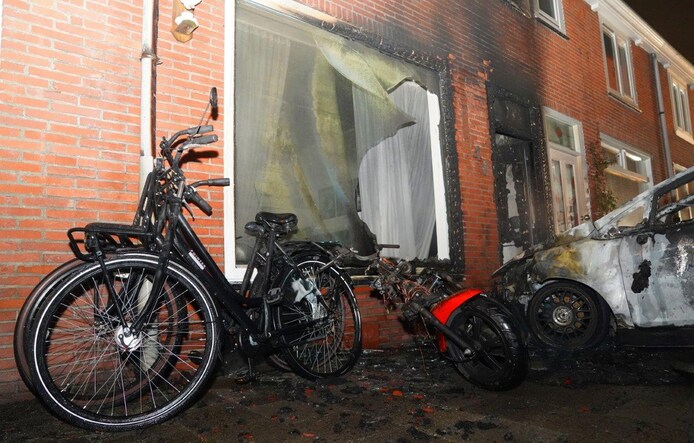 ‘Het is echt erg voor die mensen’: Ontzetting na mysterieuze brand Den ...